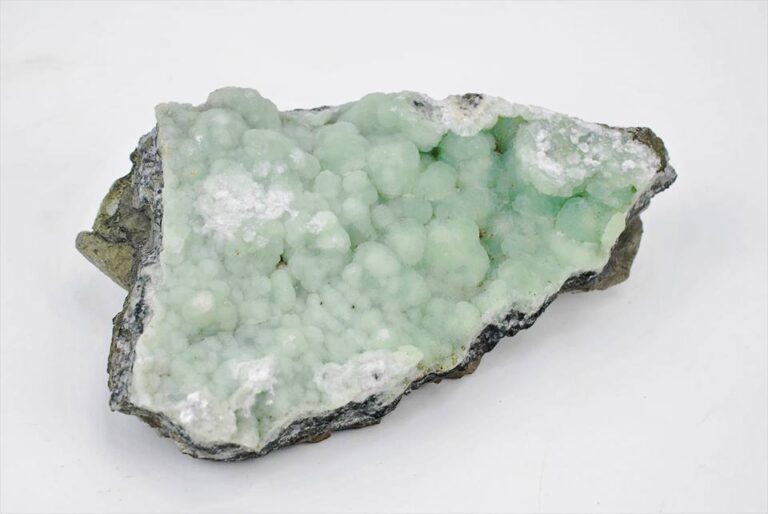 Proprietà usi e leggende del calcedonio - L'energia delle pietre ...